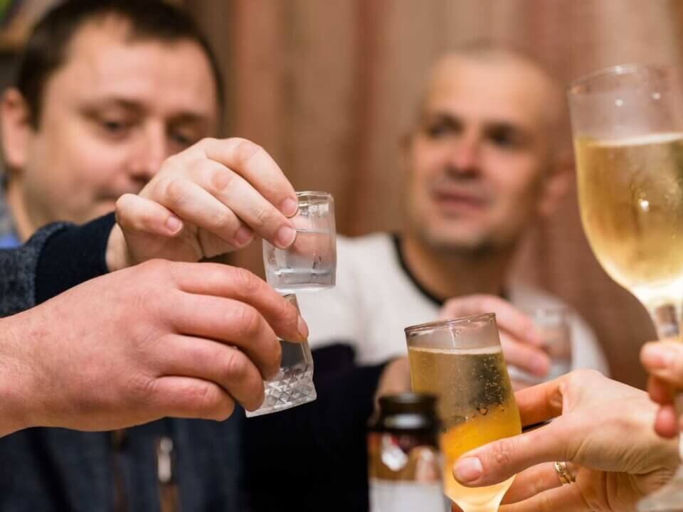 Kdo je to funkční alkoholik a jak ho poznáte? - Psychoterapie Vacek®